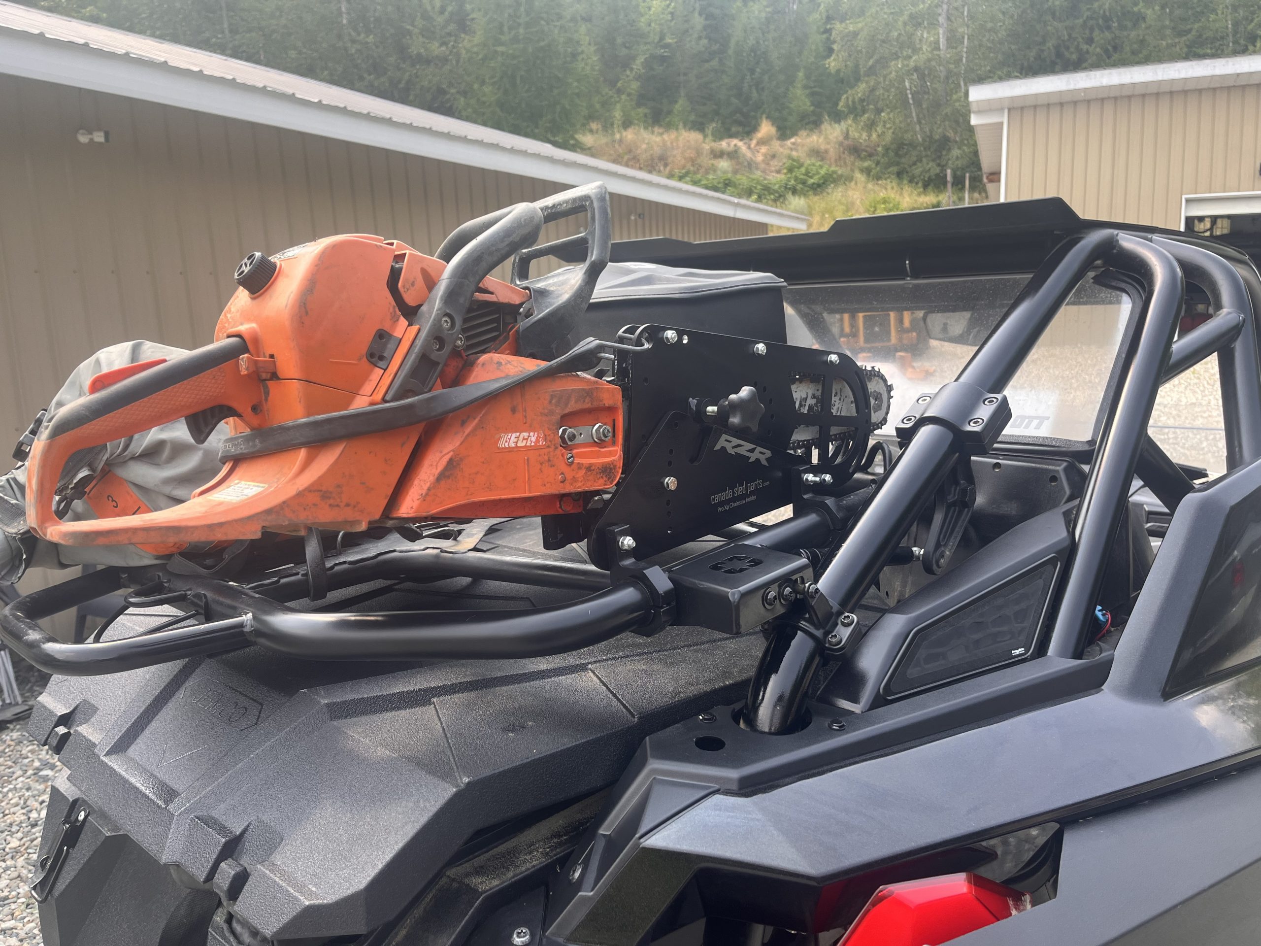 RZR Pro Xp Chain saw holder for Polaris tire rack – Canada Sled Parts